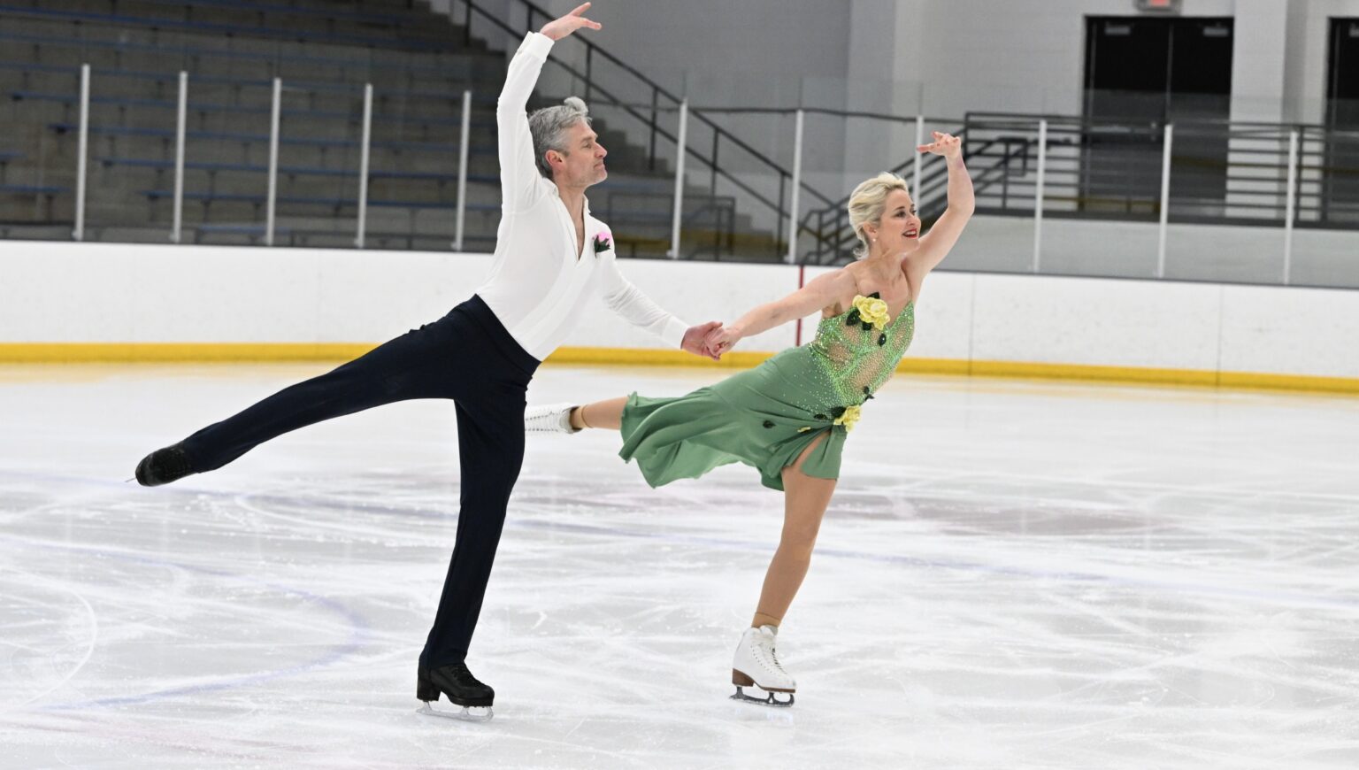 "Adult Skaters Shine at 2025 U.S. Adult Figure Skating Championships in ...
