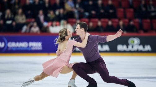 Alisa Efimova and Misha Mitrofanov Win U.S. Pairs Title Again, Eye ...