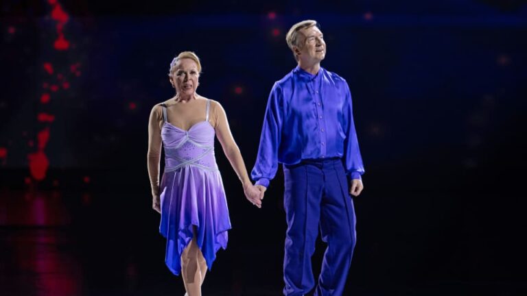 "Jayne Torvill and Christopher Dean Honored with Knighthood and ...